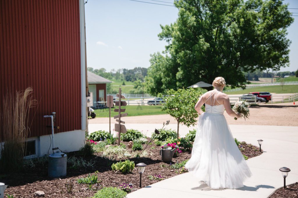 Beth + Alex // Married // Dellwood Barn